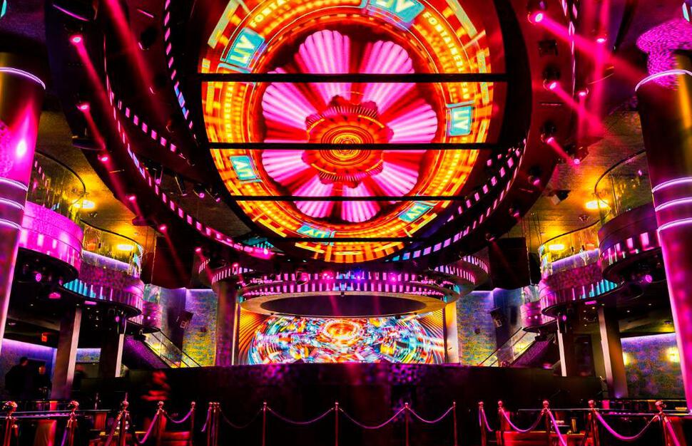 Fontainebleau Las Vegas | The Strip, Las Vegas Hotel | Virgin Atlantic ...