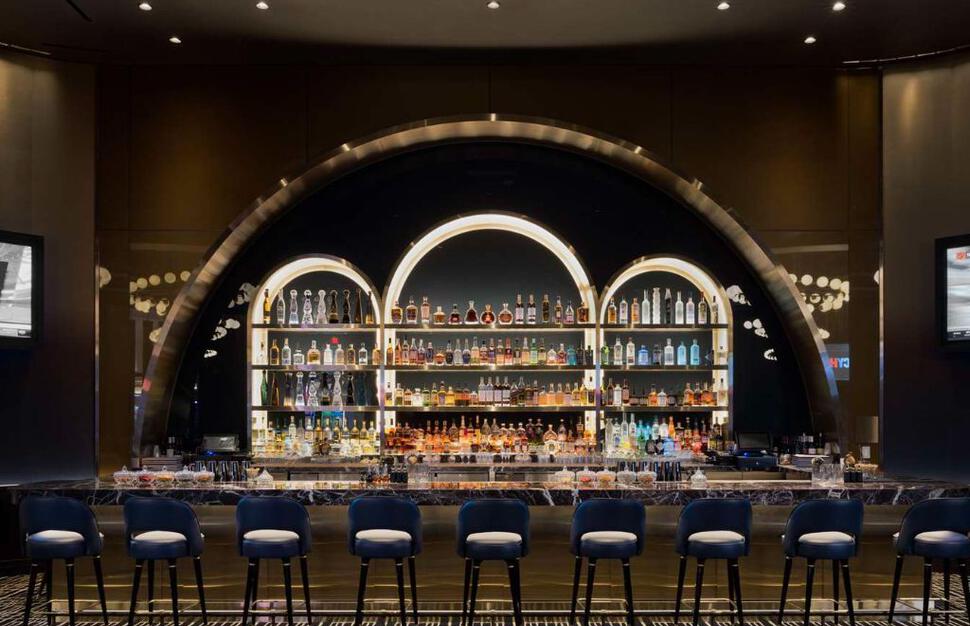 Fontainebleau Las Vegas | The Strip, Las Vegas Hotel | Virgin Atlantic ...