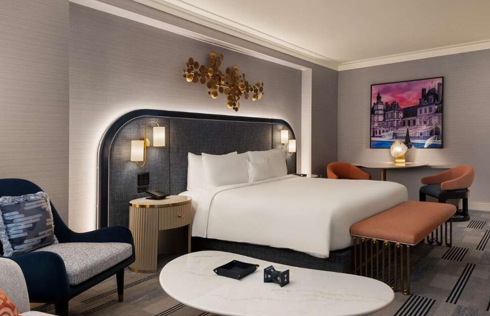 Fontainebleau Las Vegas | The Strip, Las Vegas Hotel | Virgin Atlantic ...